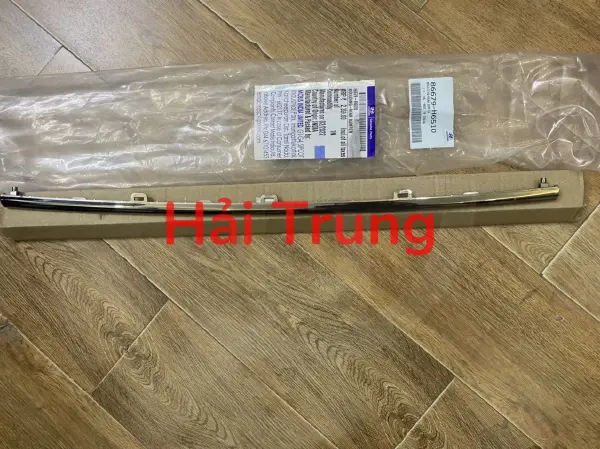 Nẹp mạ giữa cản sau accent 2021-2022 86679h6510